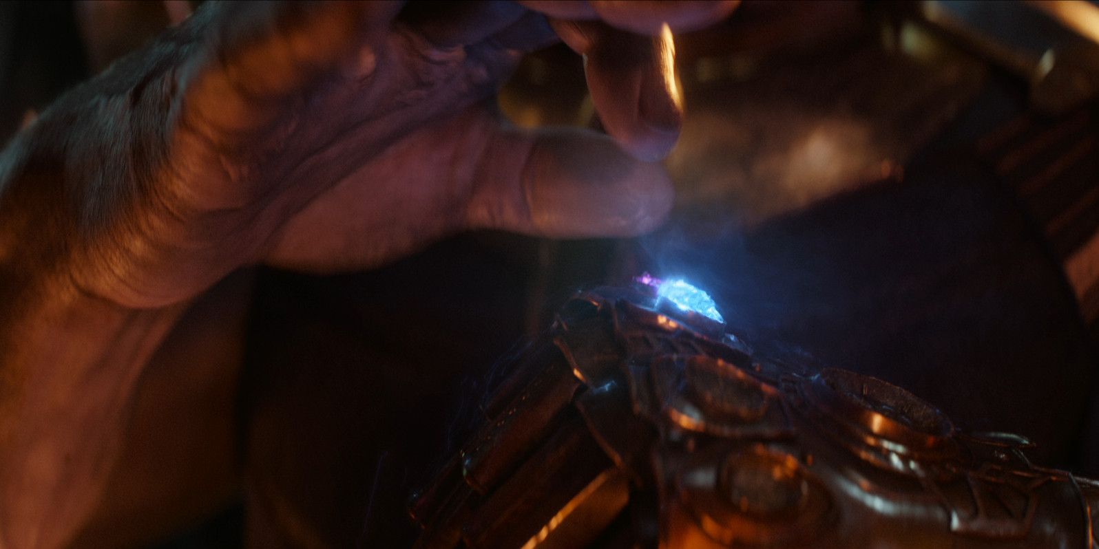 Avengers: Infinity War Trailer Confirms The Soul Stone Is In [SPOILER]