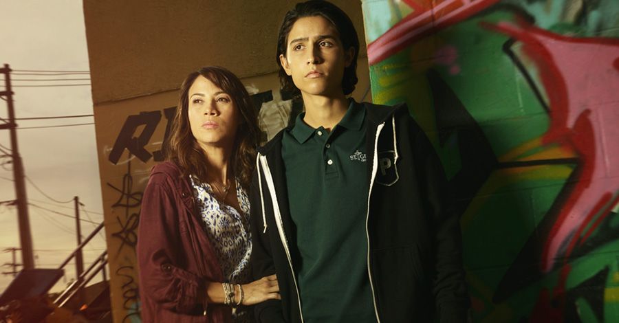 "Fear the Walking Dead's" Elizabeth Rodriguez Reveals Character Details ...