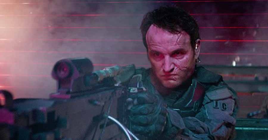 John Connor Inspires the Troops in Final 'Terminator Genisys' Clip